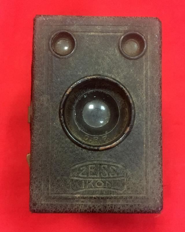 WW2 German Zeiss Ikon Box Tengor Camera
