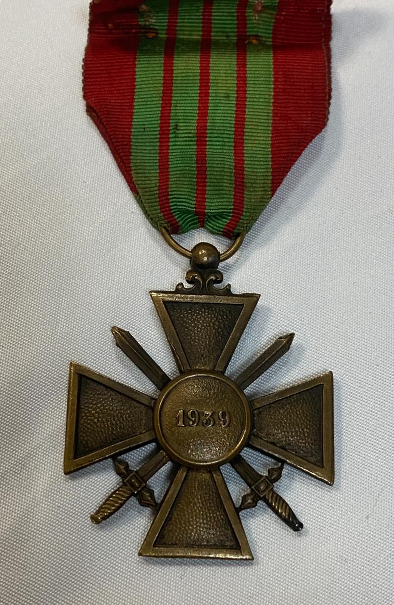 WW2 French Croix De Guerre Medal