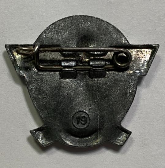 WW2 German Polizei 1942 Day Badge