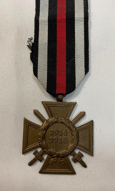 WW1 German Cross Of Honour With Swords