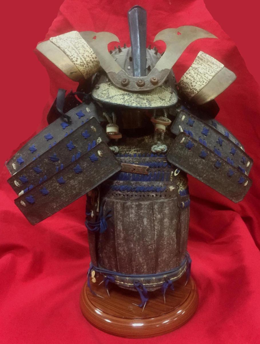 Miniature suit of Japanese Samurai Armour