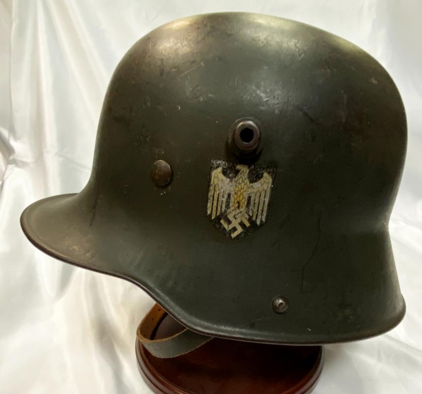WW2 German M16 Transitional Single Decal Helmet