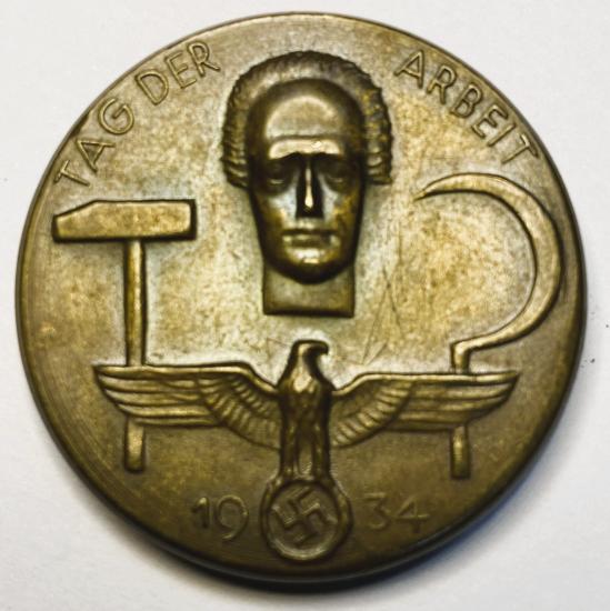WW2 German Tag Der Arbeit Rally Badge 1934